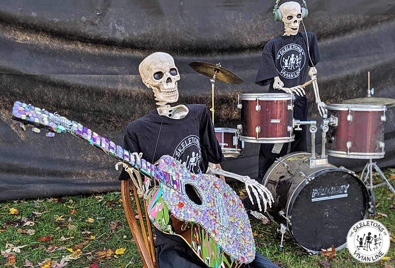 Day 15 – Rock ‘n Bones - Skeletons of Vivian Line